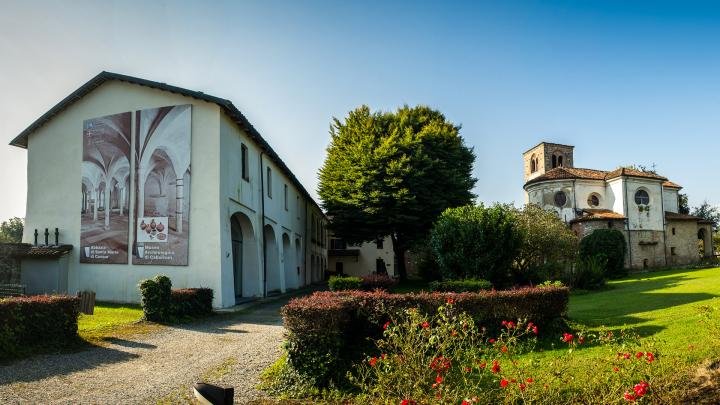 CAVOUR (To). Abbazia di Santa Maria. | Piemonte Go