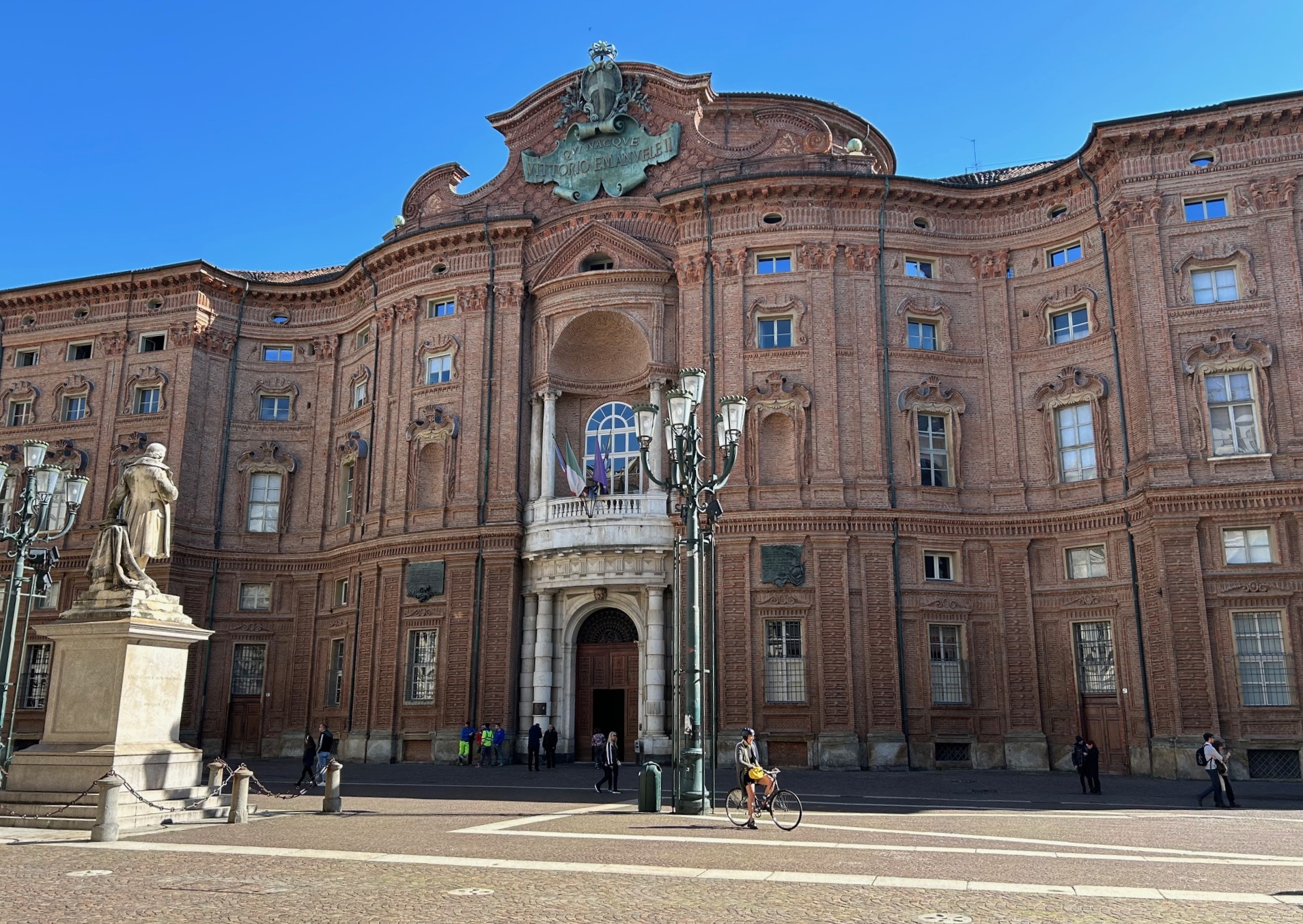 TORINO. Palazzo Carignano, progetto di Guarino Guarini. | Piemonte Go