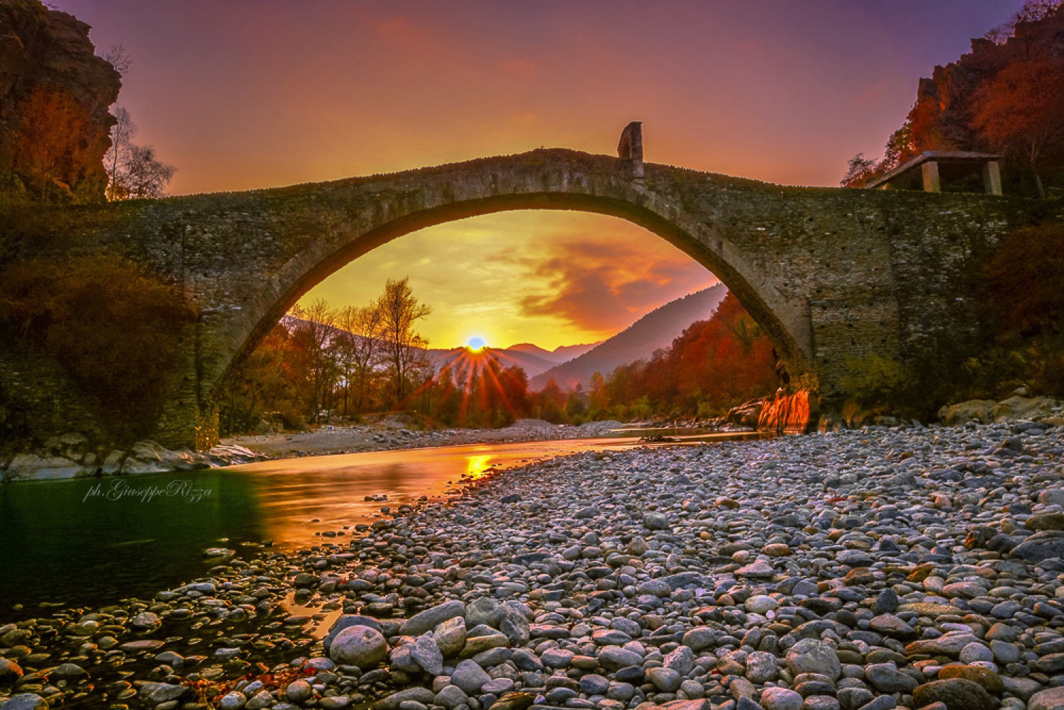 LANZO (TO). Ponte del Diavolo: un luogo dove storia, natura e leggenda ...